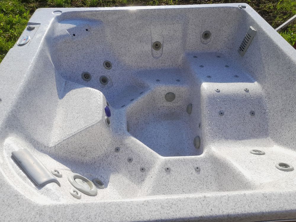 Whirlpool (Gebraucht) in Flond für CHF 222 – nur Abholung auf Ricardo ...