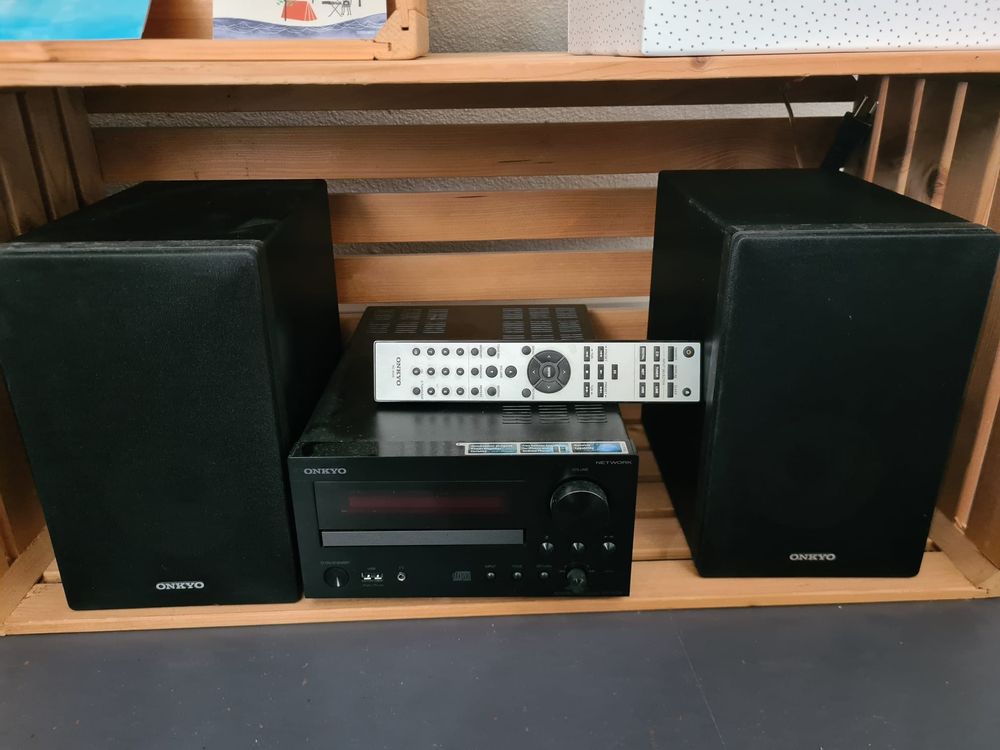 ONKYO Network CD Receiver CR-N755 (Gebraucht) in Zürich für CHF 96 – nur Abholung auf Ricardo kaufen