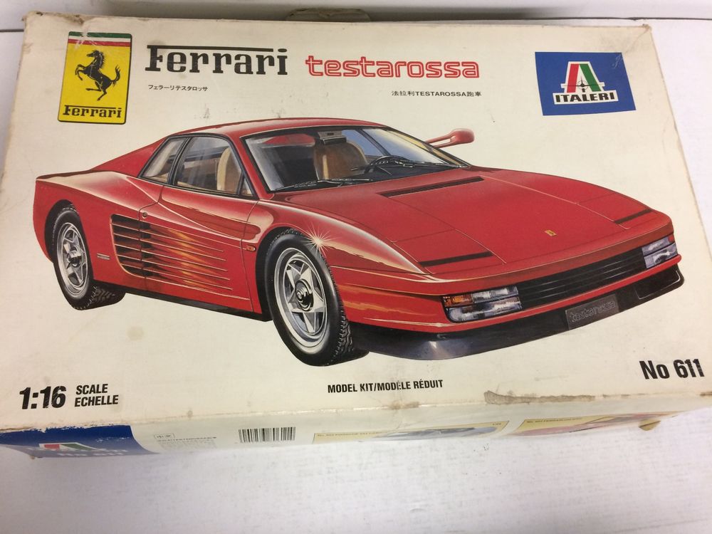 defective 1:16 PLASTIC MODEL KIT FERRARI TESTAROSSA ITALERI (Defekt) in ...