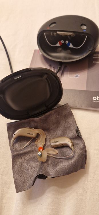 Oticon miniRITE T appareil auditif avec chargeur complet ens (Gebraucht ...