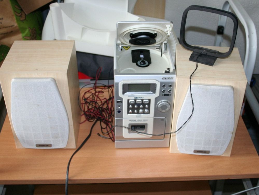Thomson CS 150-CD-Kompaktanlage, 2 Lautsprecher 15 Watt RMS | Kaufen ...