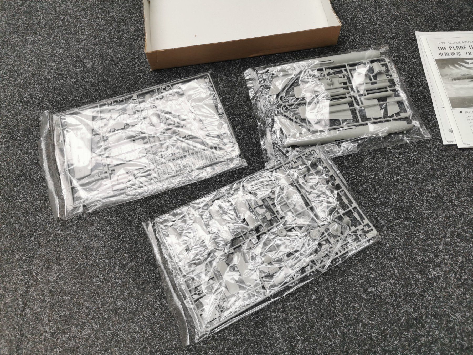 Bausatz Trumpeter Ilyushin IL-28 Beagle 1:72 (Gebraucht) in Neuenkirch ...