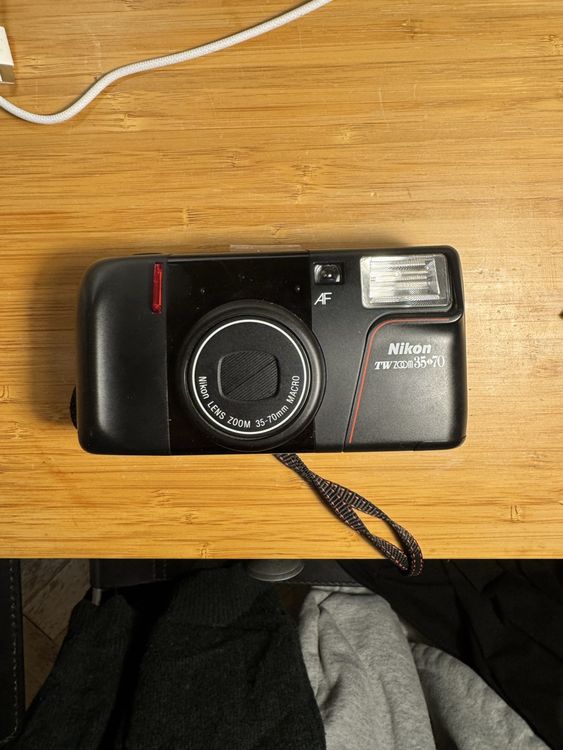 Nikon point n shoot tw zoom camera (Gebraucht) in Zürich für CHF 20 ...
