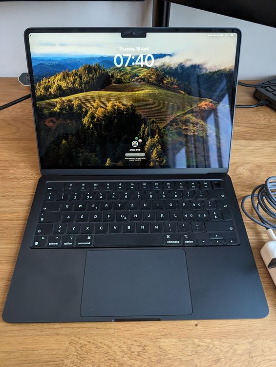 MacBook Air M2, 2022, 24GB RAM, 1TB storage | Kaufen auf Ricardo