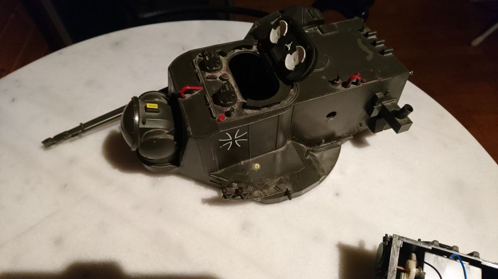 TAMIYA RC PANZER FLAKPANZER GEPARD ITEM 56003 TEILE (Defekt) in Wilderswil für CHF 20 – mit ...