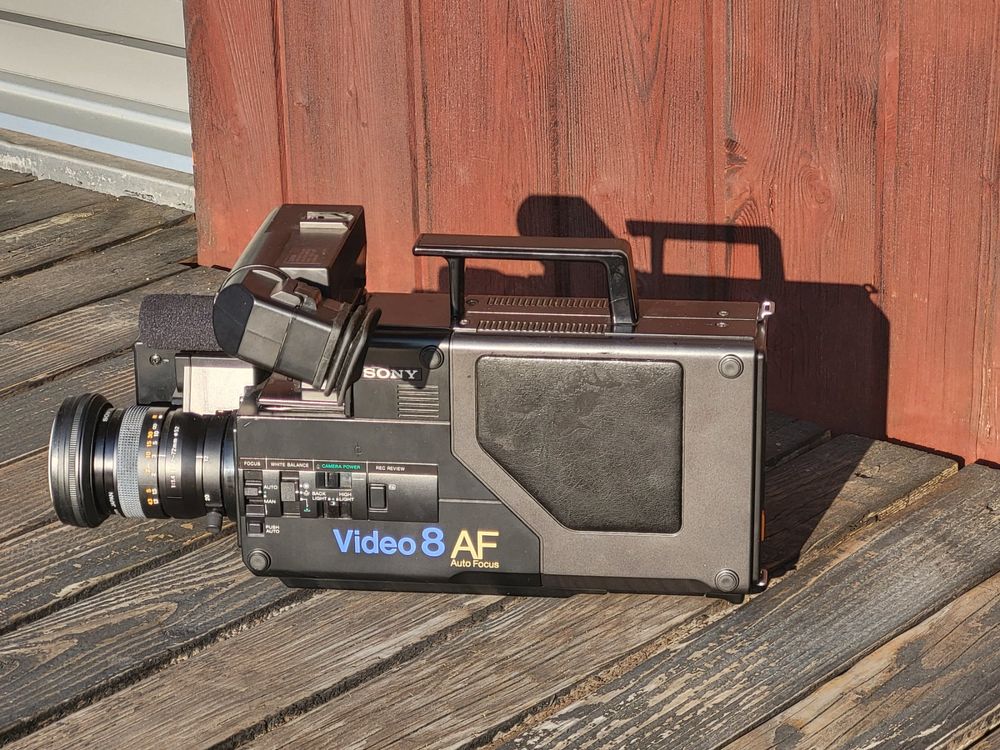 Sony Camera Recorder 8 (CCD-V8AF-E) (Defekt) in Winznau für CHF 6 – nur ...