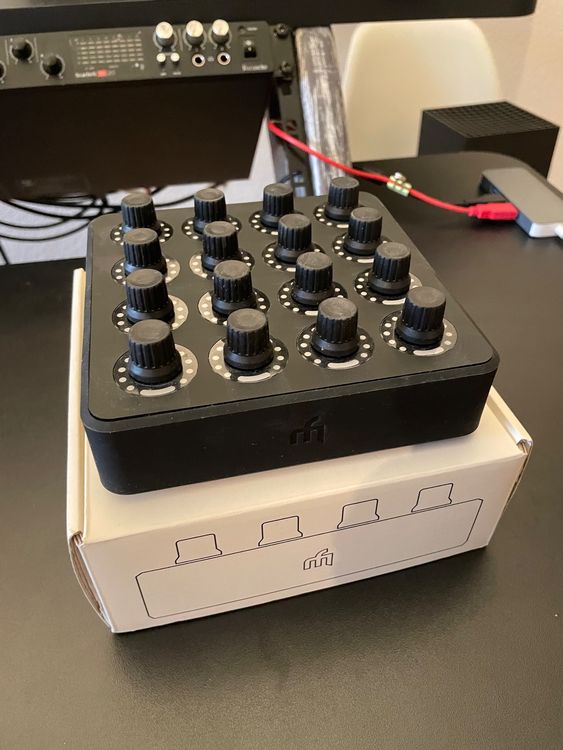 DJTechTools - Midi Fighter Twister (Gebraucht) in Biel/Bienne für CHF ...