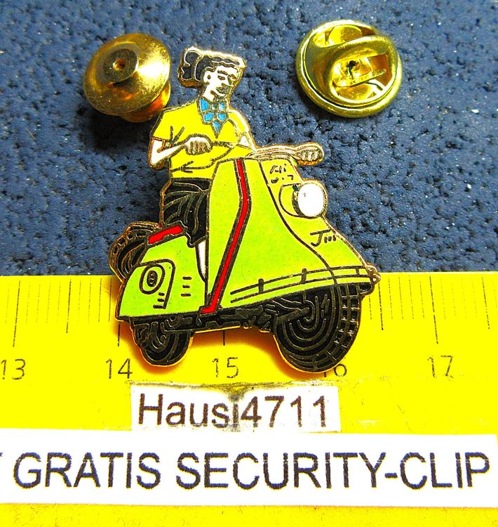HEINKEL MOTORROLLER SCOOTER GIRL PIN ENAMELmit SECURITY-CLIP (Gebraucht ...