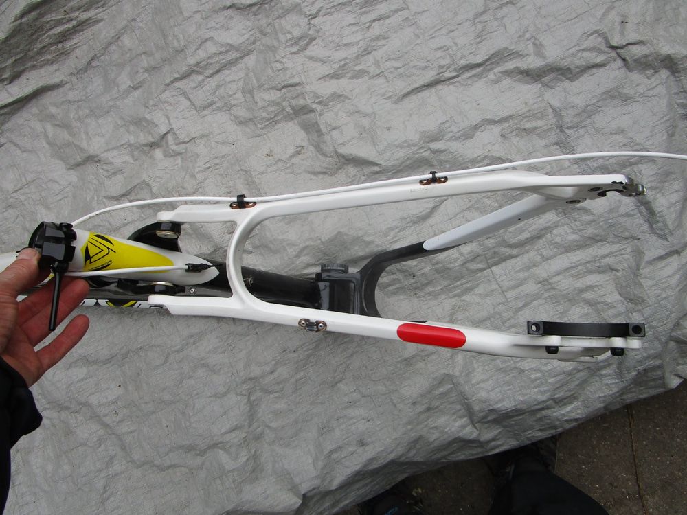 MTB Fully Carbon Rahmen mit Dämpfer 26" 43cm ca177cm 2180g (Gebraucht) in Ottikon für CHF 330 ...