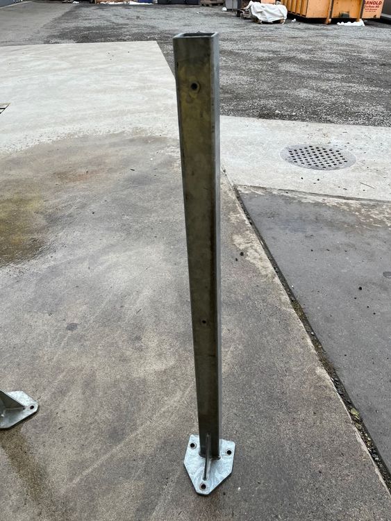 Geländerpfosten Pfosten Metallpfosten (Gebraucht) in Brunnen für CHF 19 ...