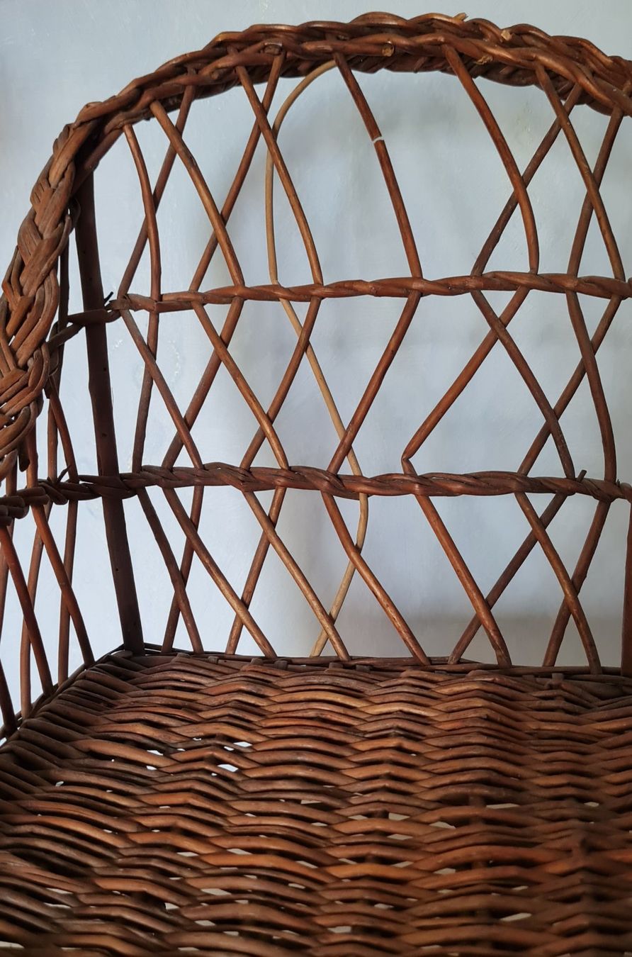 Puppenstuhl geflochten aus Weide, H 38 x B 25 x T 24 (Gebraucht) in ...