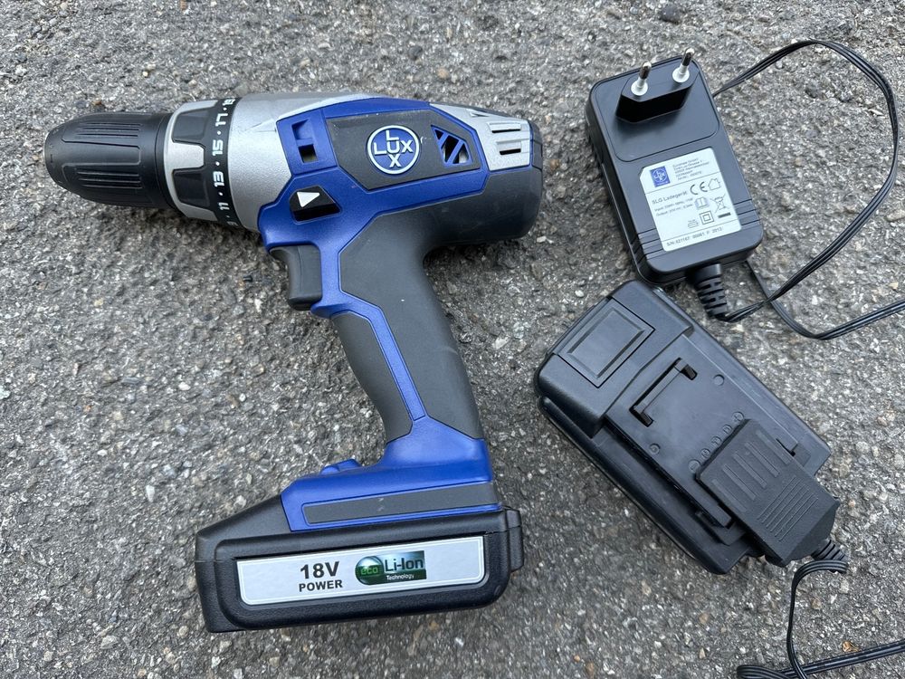 LUX Akku-Bohrschrauber 18V mit Ladegerät und 2 Akkus (Gebraucht) in Konolfingen für CHF 30 – mit ...
