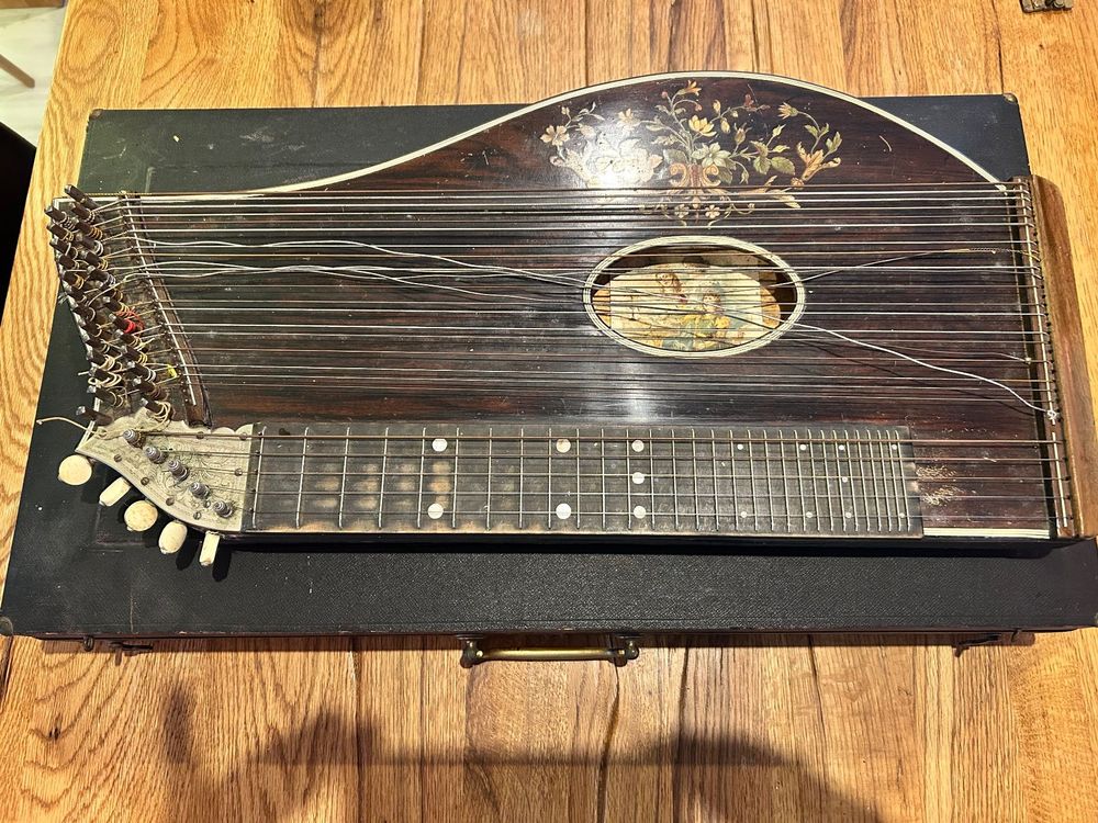 Cithare ancienne (Defekt) in Cornaux NE für CHF 20 – mit Lieferung auf ...