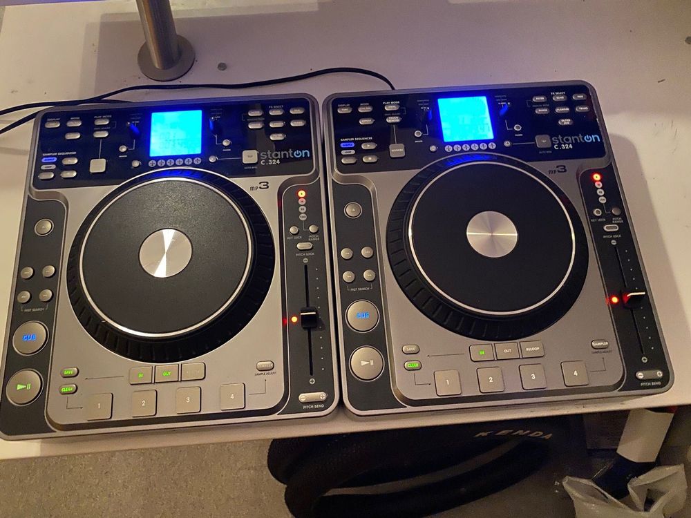 Stanton C.324 CD Player 2 Stück | Kaufen auf Ricardo