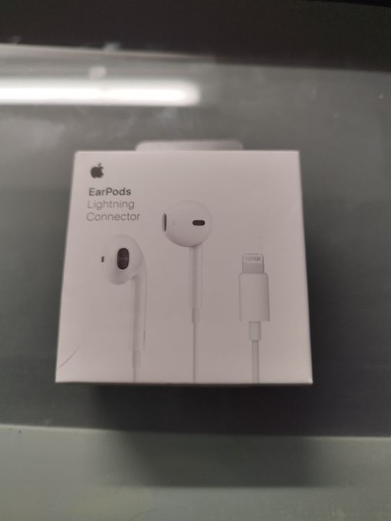 Apple EarPods Lightning Connector | Kaufen auf Ricardo