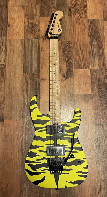 CHARVEL Satchel (Steel Panther) Signature Yellow Bengal (Neu (gemäss ...
