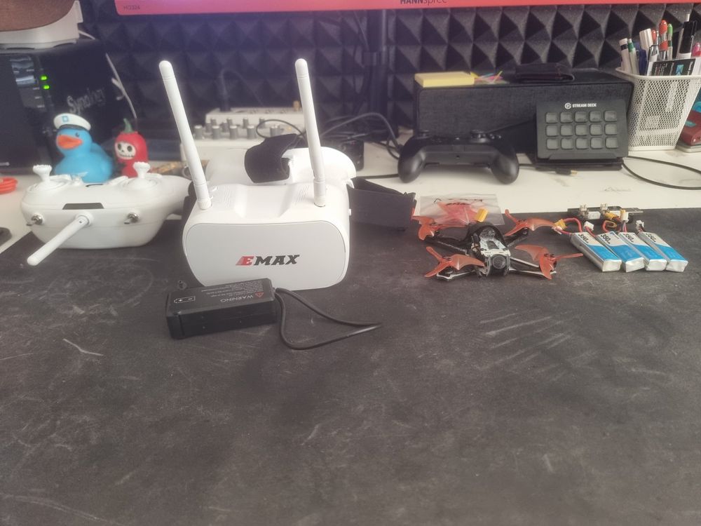 Tiny Hawk von EMax mit 4 Akkus (Gebraucht) in Luzern für CHF 165 – mit ...