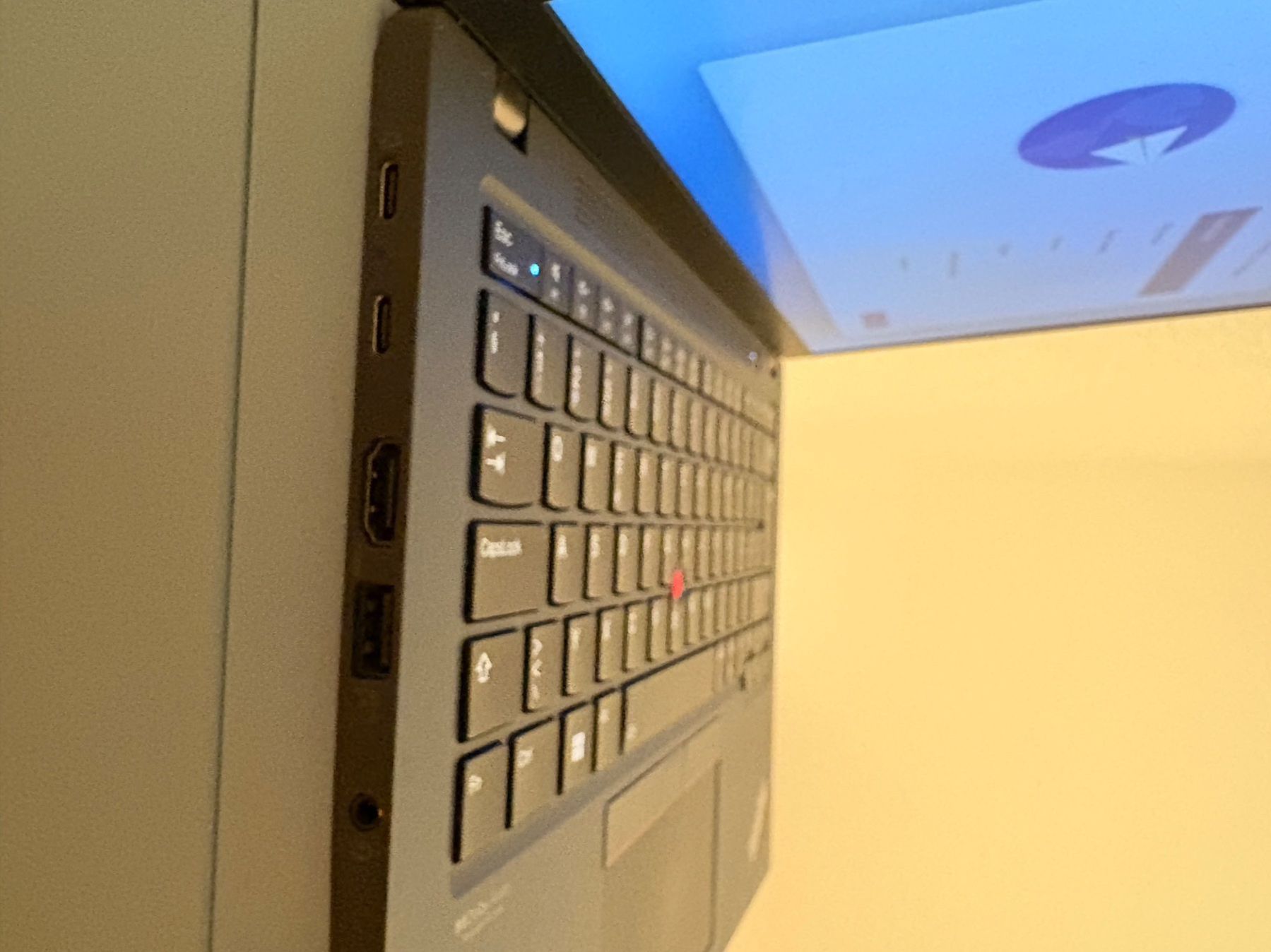 ThinkPad T14s Gen3/ 32 vPro i7 12th vPro/ 512/ W11/ CH Gerät (Gebraucht ...