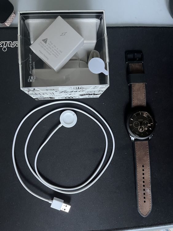 Fossil Generation 6 Hybrid Smartwatch (Neu (gemäss Beschreibung)) in ...