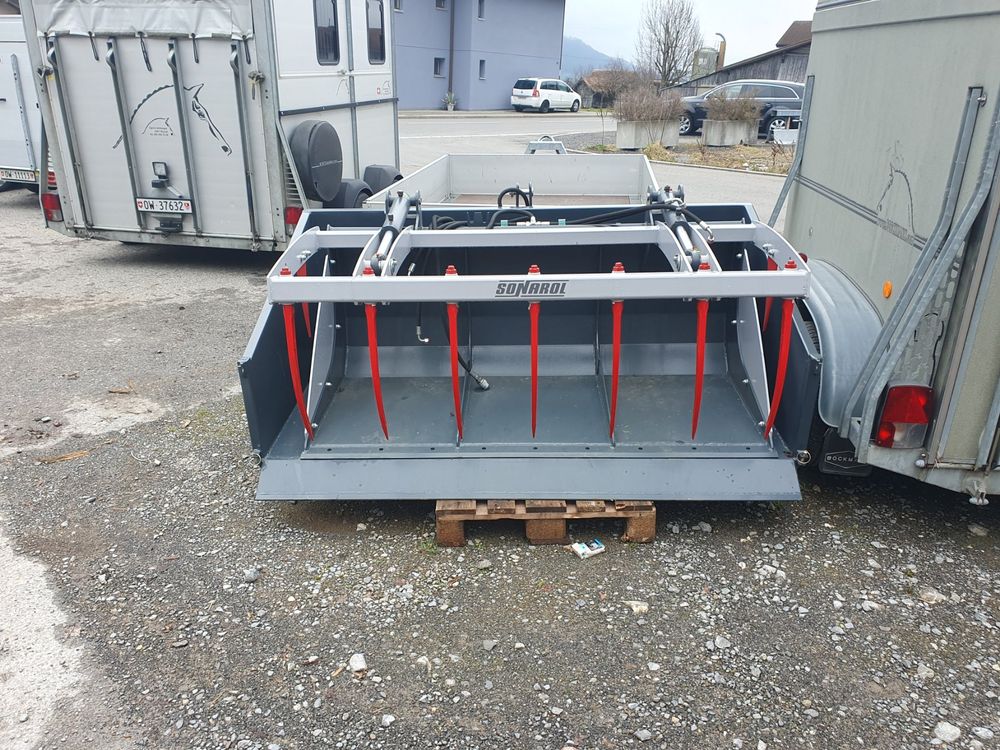 Krokodil Greifschaufel mit Stahlboden Sonarol (Gebraucht) in Giswil für CHF 1800 – nur Abholung ...