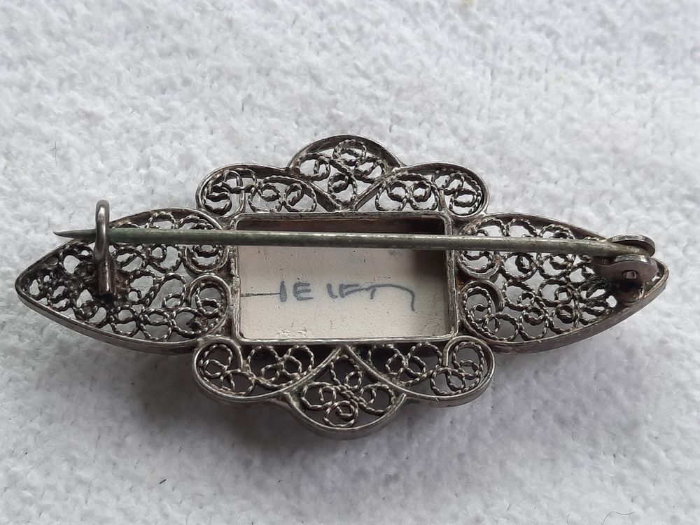 Vintage schöne Broschen mit Silber, Steine, Strass (Gebraucht) in ...