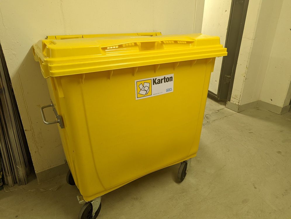 Karton Container 770l (Gebraucht) in luzern für CHF 50 – nur Abholung ...