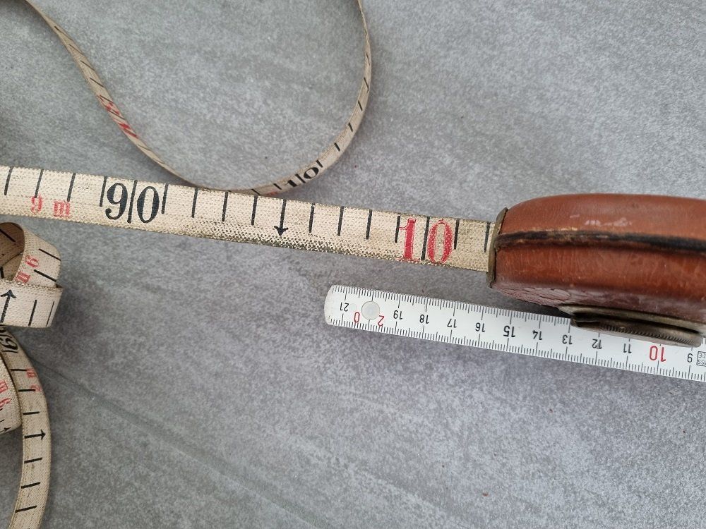 antiker Meter Massband Rollmeter Längenmass in Lederrolle (Gebraucht ...