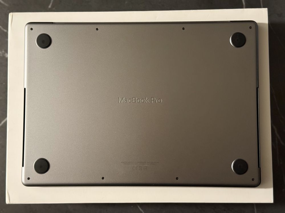 800.-‼️ | Mit Garantie - Macbook Pro 14 - M1 Pro 16GB (Gebraucht) in ...