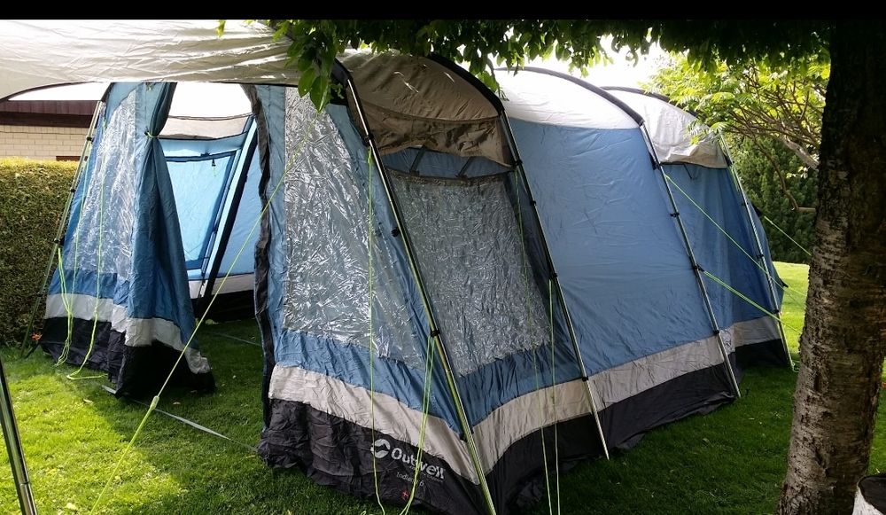 Grande tente familiale (Gebraucht) in Berlens für CHF 150 – nur ...