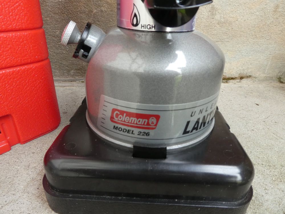 COLEMAN Modell 226 Unleaded Lantern (Neu und originalverpackt) in ...