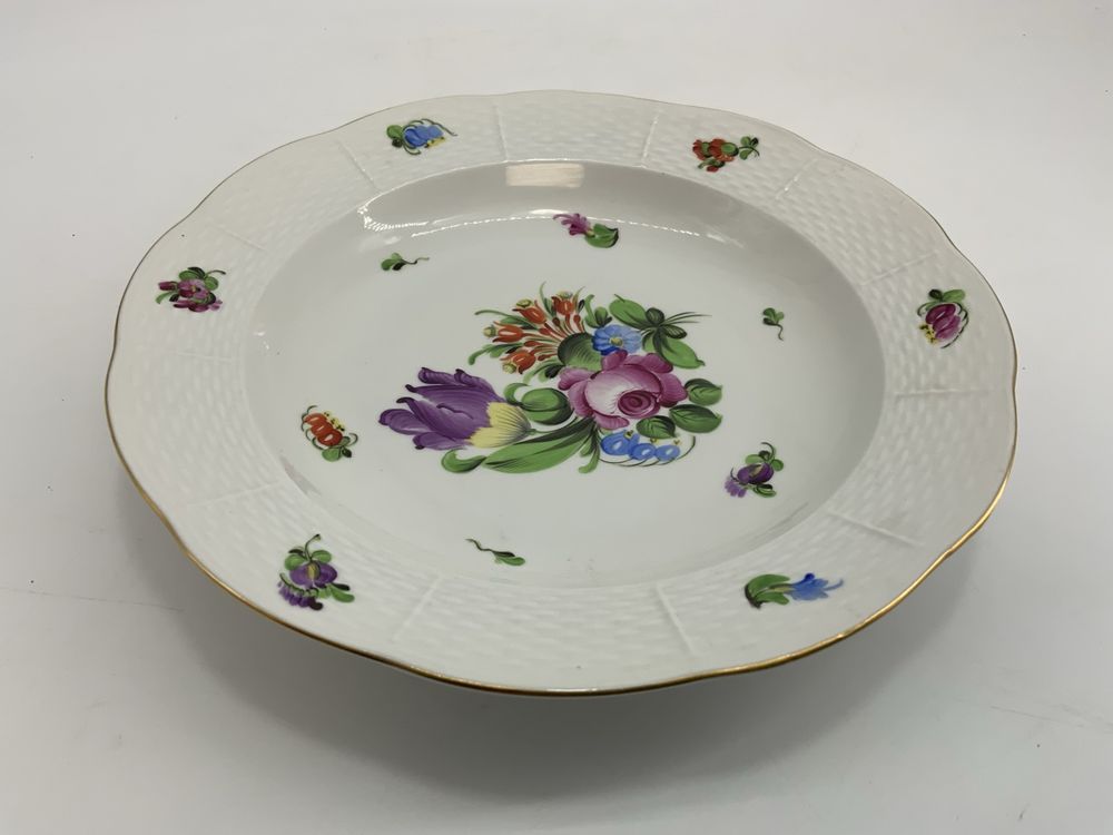 Herend Hungary Suppenteller, Handbemalt (Gebraucht) in Erlach für CHF 58 – mit Lieferung auf ...