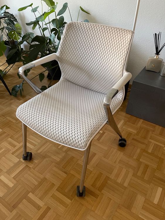 Vitra - Unix Chair, Vierbein - soft grey - NP CHF 765.00 | Kaufen auf ...