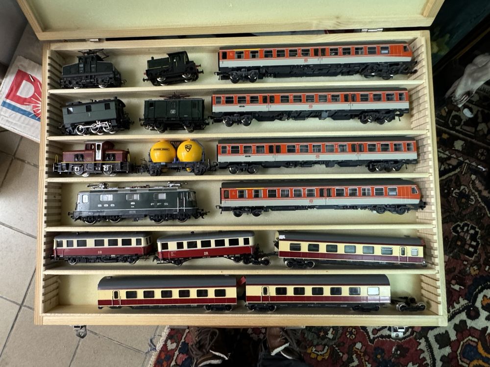 Modellbahn H0 Sammlung mit Loks & Wagen (Fleischmann) (Gebraucht) in Chur für CHF 177 – mit ...