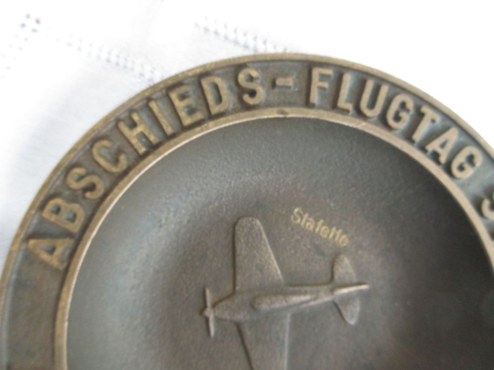 Abschieds-Flugtag Sternenfeld 1950, kleiner Wandteller | Kaufen auf Ricardo