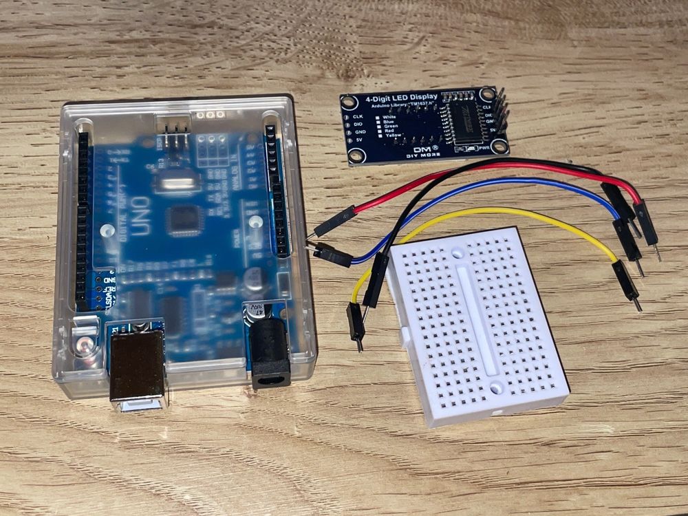 Arduino Uno (Klon) + Gehäuse + Breadboard + 4-Digits Display | Kaufen ...