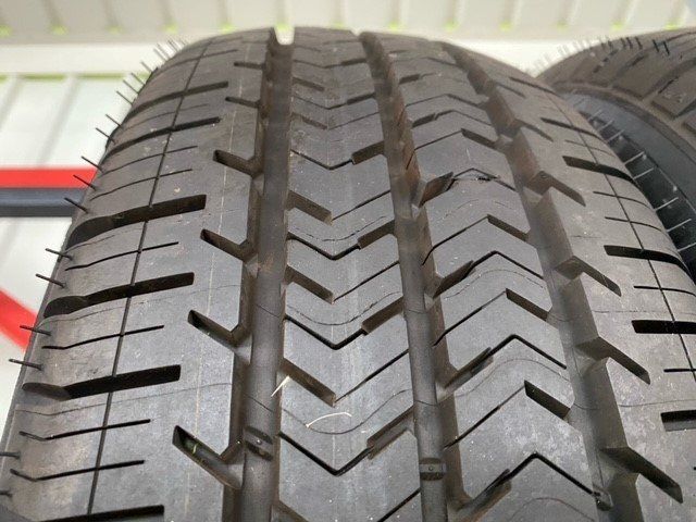 Sommerreifen NEU Michelin Agilis 51 215/65 R16C (Neu (gemäss Beschreibung)) in Lachen SZ für CHF ...