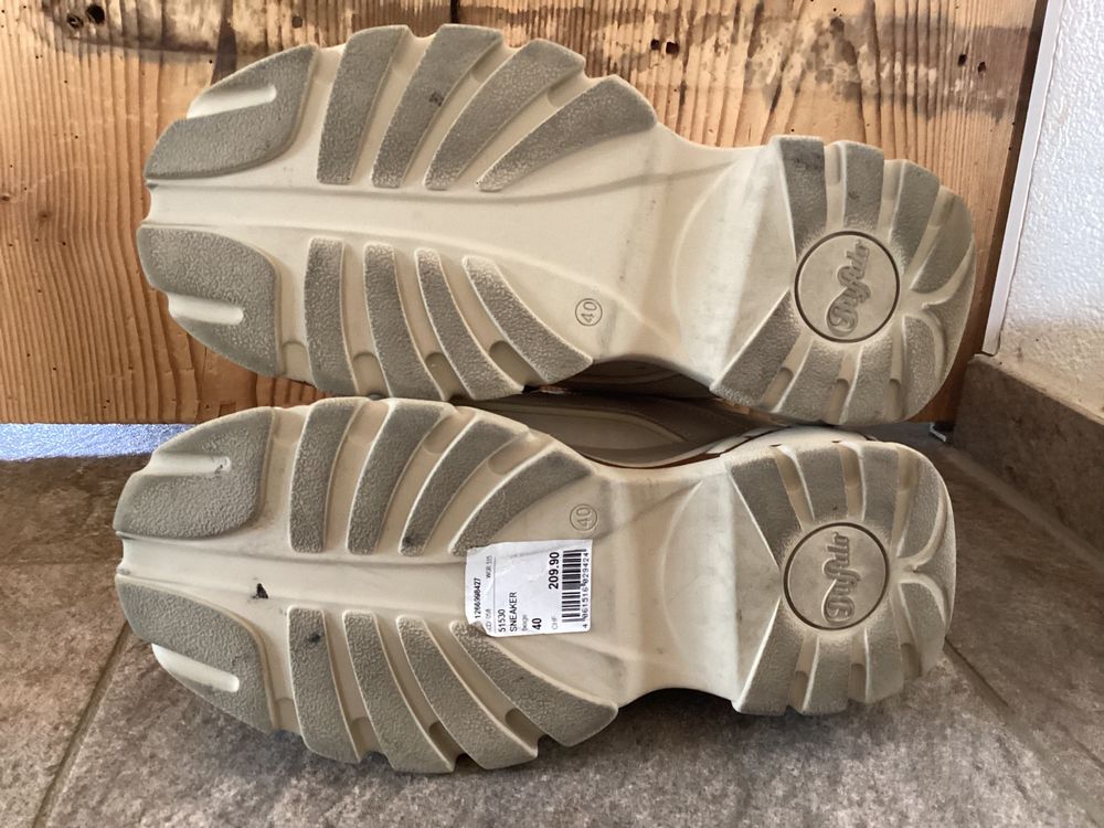 Buffalo Plateau Classic Boots Unikat (Gebraucht) in für CHF 79 – mit ...