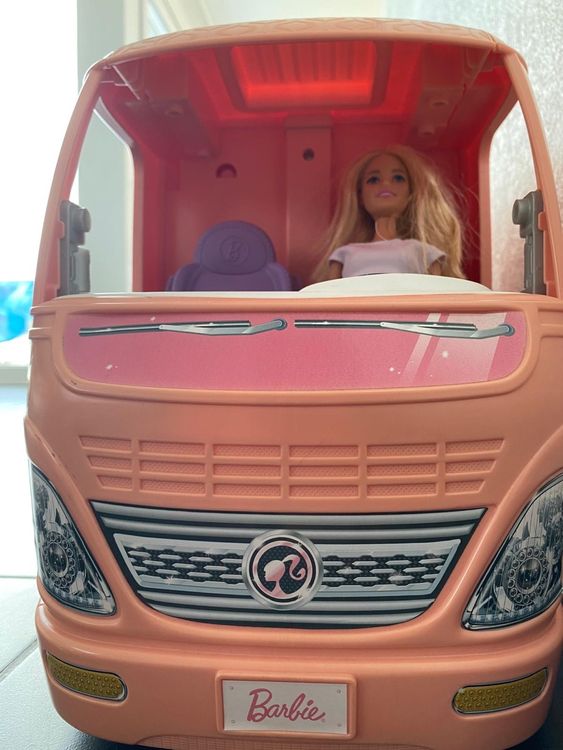 Camping-Car Rose Barbie (Gebraucht) in Geneveys-Coffrane für CHF 22 ...