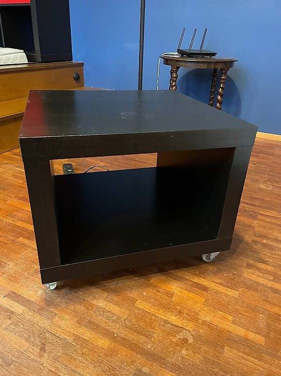 Table basse IKEA sur roues (D'occasion) à Genève pour CHF 10 – retrait ...