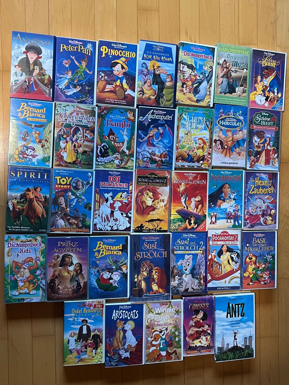 VHS Disney&CO Sammlung - Klassiker für Sammler NUR ABHOLUNG! (Gebraucht) in Aadorf für CHF 10 ...