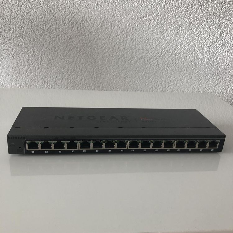 Netgear 16-Port Gigabit Switch ab 1.-- (Gebraucht) in Aarau Rohr für ...