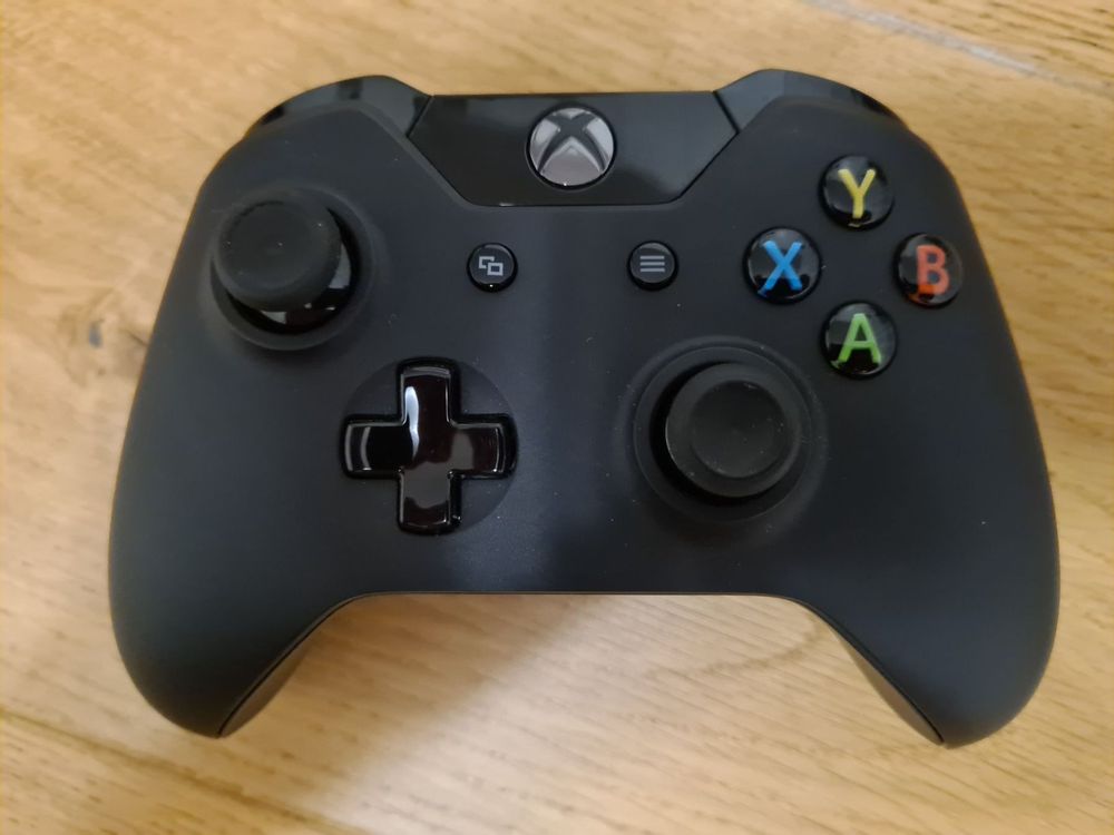 Microsoft XBOX One Controller / Wireless / Original (Gebraucht) in ...