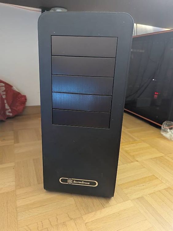 Silverstone Fortress FT02 case (Gebraucht) in Thalwil für CHF 1 – mit ...
