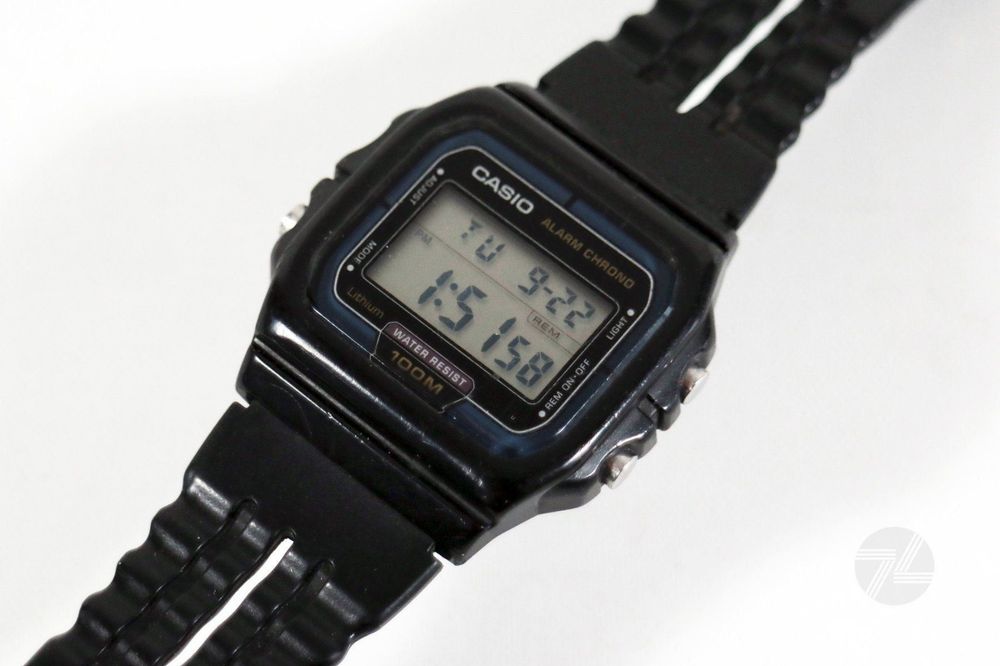 CASIO W-720 Vintage 1990s Digitaluhr LCD | Kaufen auf Ricardo