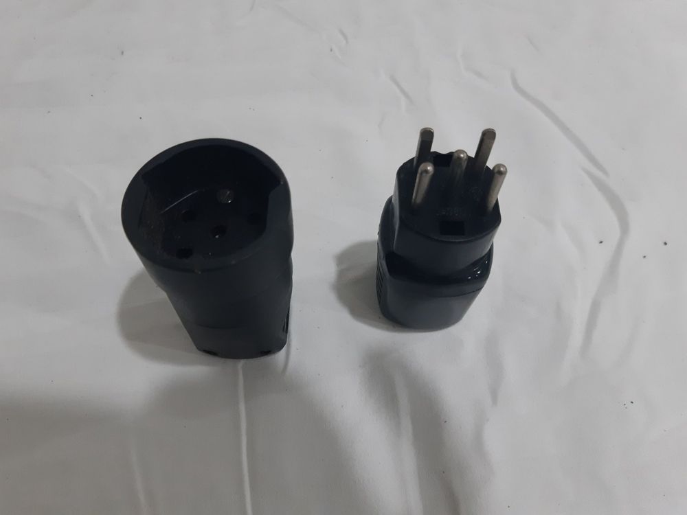 Stecker und Kupplung T15 400Volt Schwarz | Kaufen auf Ricardo