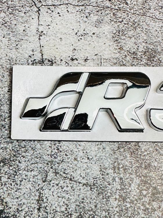 VW R32 Emblem Schriftzug Logo aus Metall NEU in Chrom (Neuf avec ...