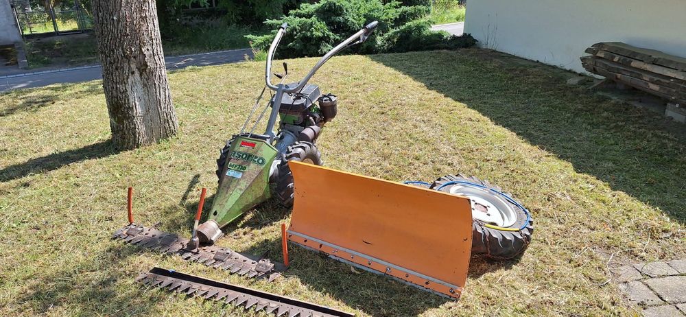CASORZO MF110 Motormäher mit Messerbalken und Schneepflug. (Gebraucht ...