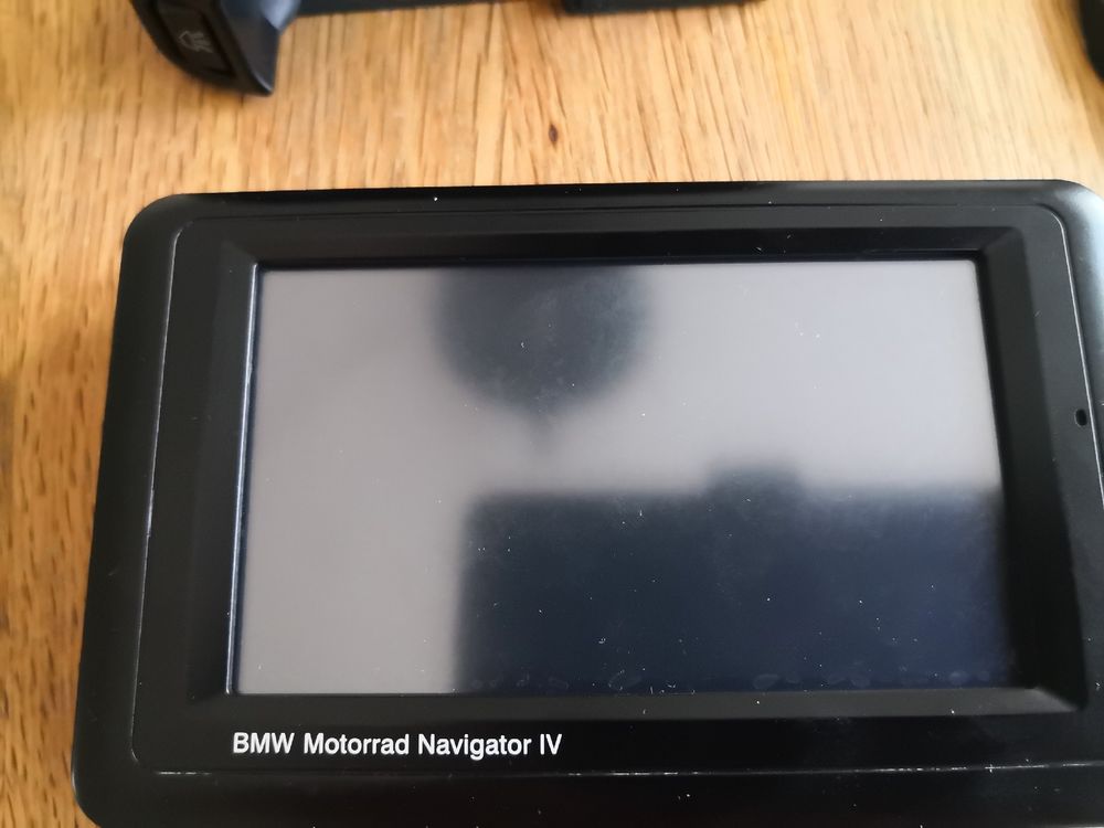 BMW Navigator IV (Gebraucht) in Sempach für CHF 99 – mit Lieferung auf ...
