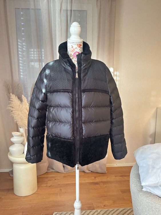 Escada Lammfelljacke Puffer Dauen 1490€ (Gebraucht) in St. Margrethen ...