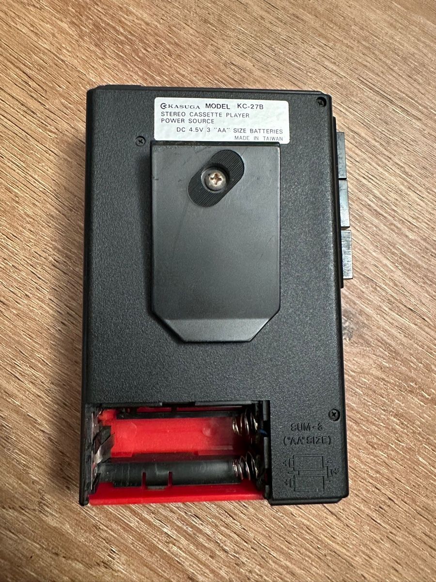 Kasuga KC-27B Stereo Kassettenplayer, rot, Vintage! (Gebraucht) in ...